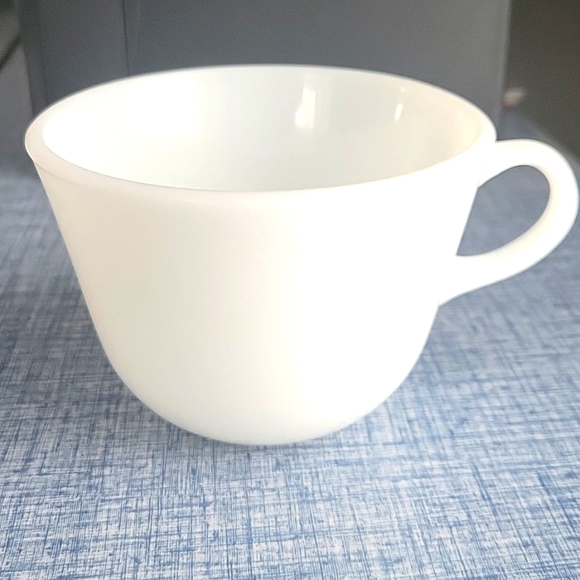 Pyrex | Kitchen | Pyrex Opal White Milk Glass Coffeetea Cup Excellent ...